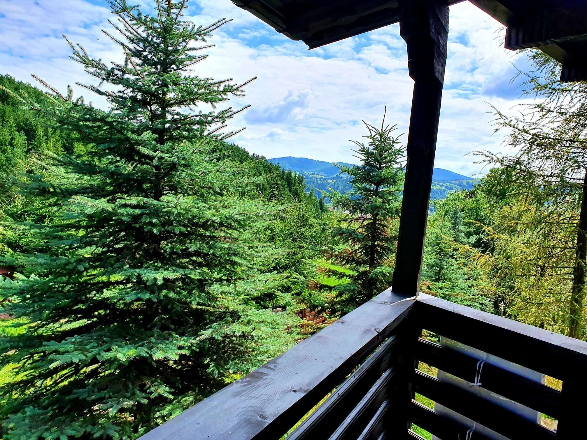 Top 7 cabane rustice și case tradiționale la munte - iTurist.ro