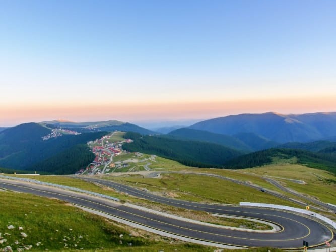 Transalpina - cel mai spectaculos traseu din România - iTurist.ro