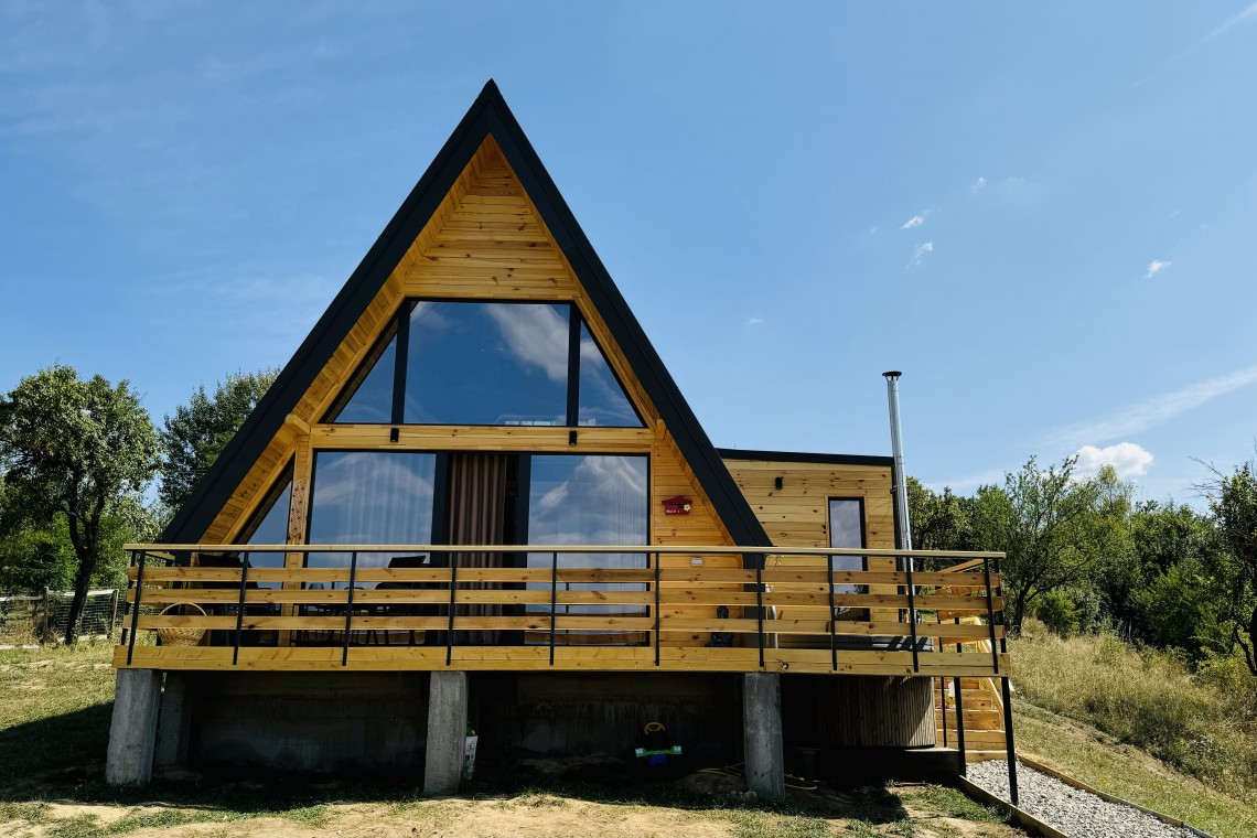 Cabane A frame în România - iTurist.ro
